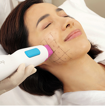 Luminisce Holistic Skin Innovation | Skin and Laser Clinic